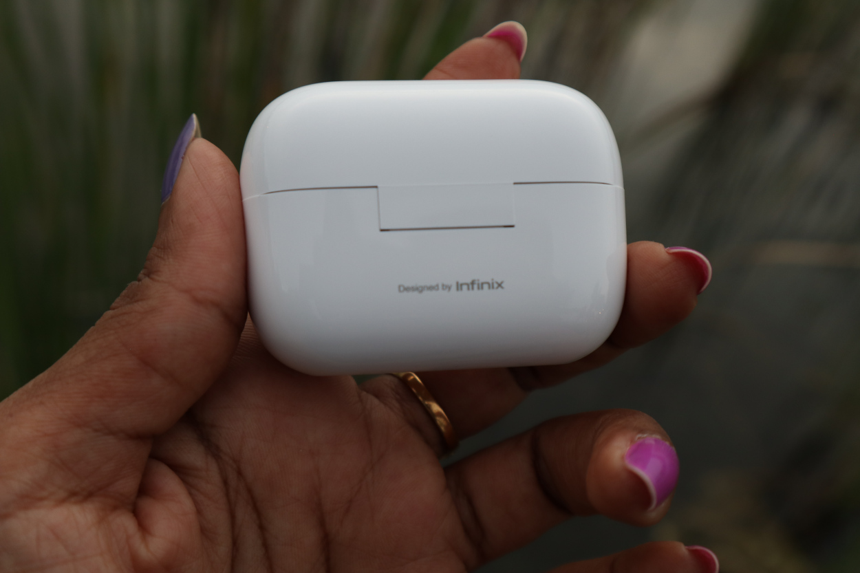 Infinix XE27 Wireless Earbuds Reviews: The Infinite Tunes SoundXperince ...